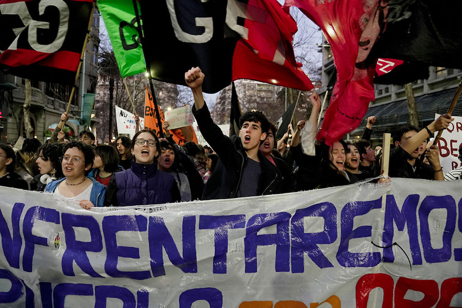 Estudiantes universitarios prevén ocupar facultades en próxima semana – M24