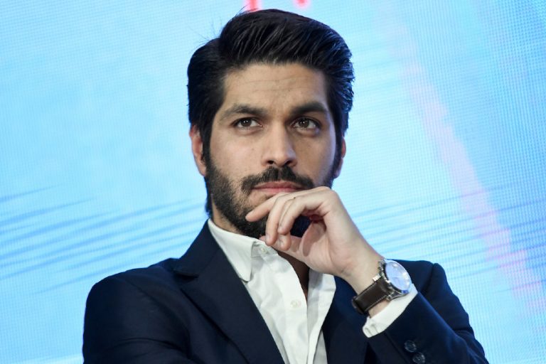 “Aludir a alguien que ya no está con el objetivo de salvarse a sí mismo ...